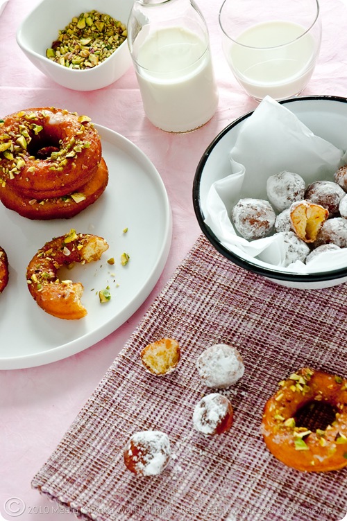 What's For Lunch Honey?: Daring Bakers: Saffron and Cardamom Doughnuts ...